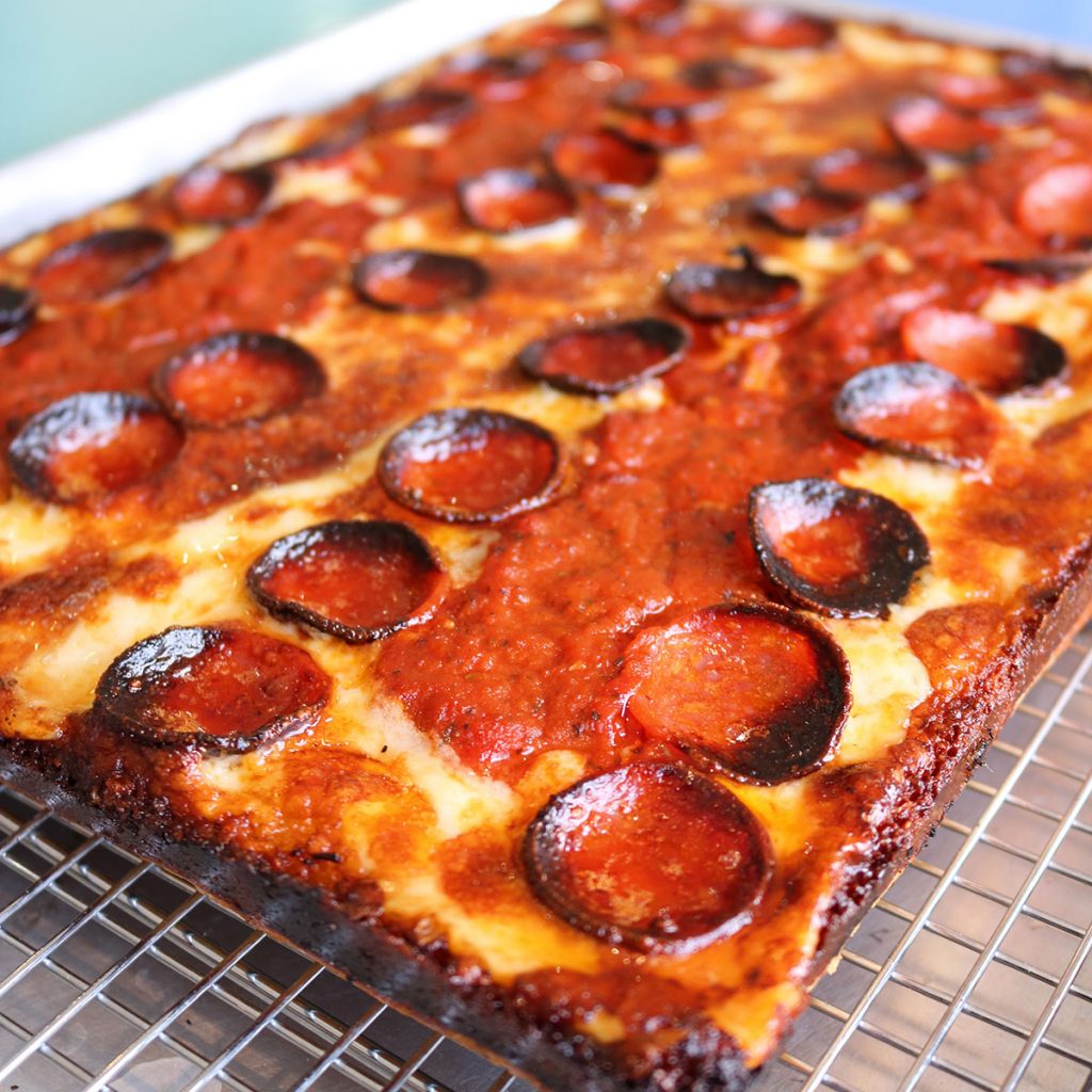 Reginelli's Pizzeria | Menus